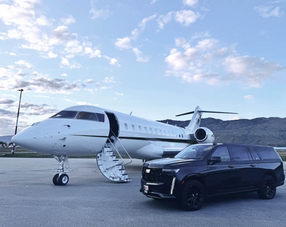 Premium Limousine & Chauffeur Service in Abbotsford | Supreme Limousine
